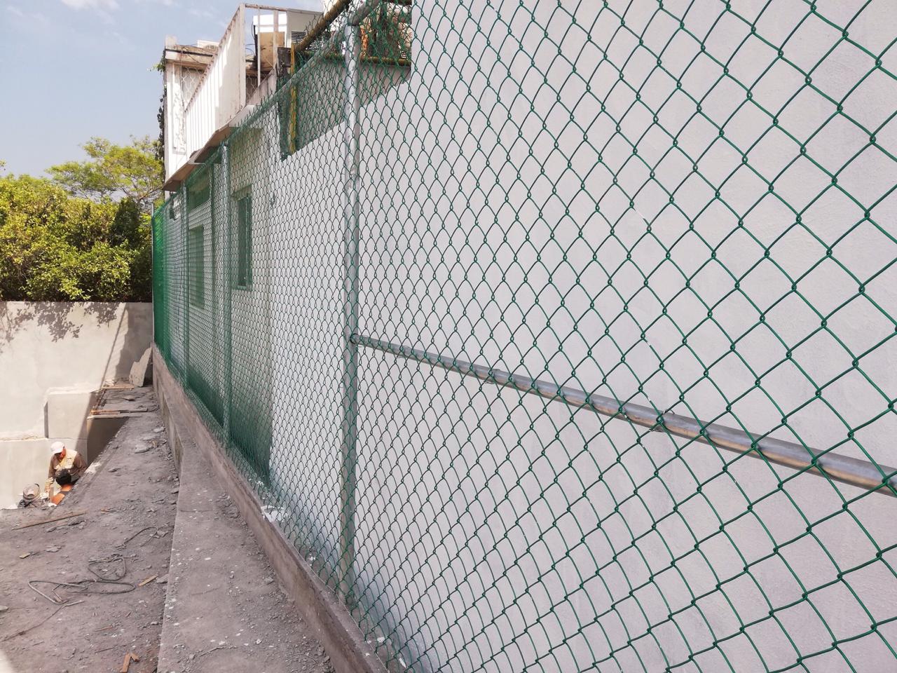 Malla Ciclonica Plastificada color verde.